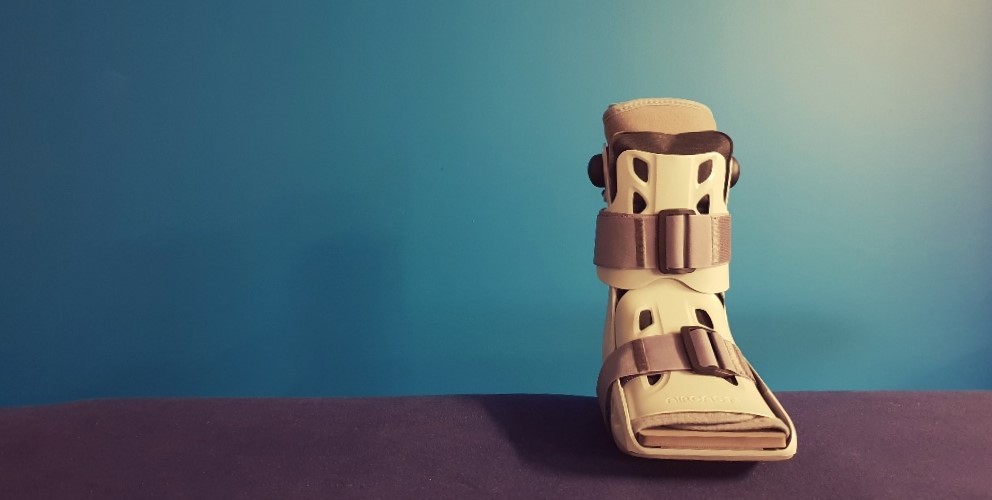 Casts, Boots & Braces - Arrow Physiotherapy